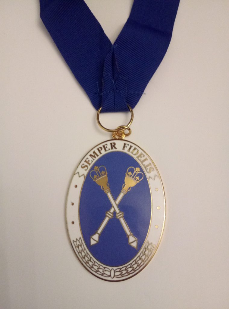 Guild Badge on Neck Ribbon *** - The Guild of Mace-Bearers